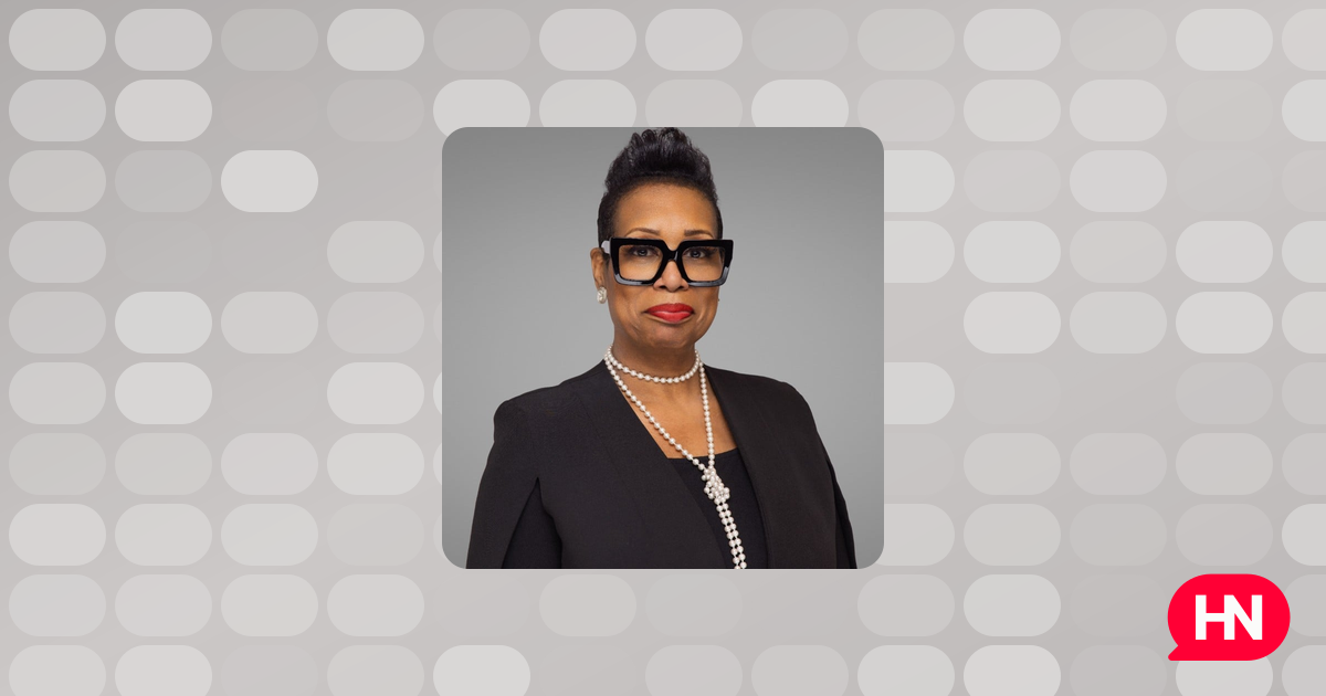 Debra Myers ha sido nombrado(a) Director of Spa & Fitness en The St ...
