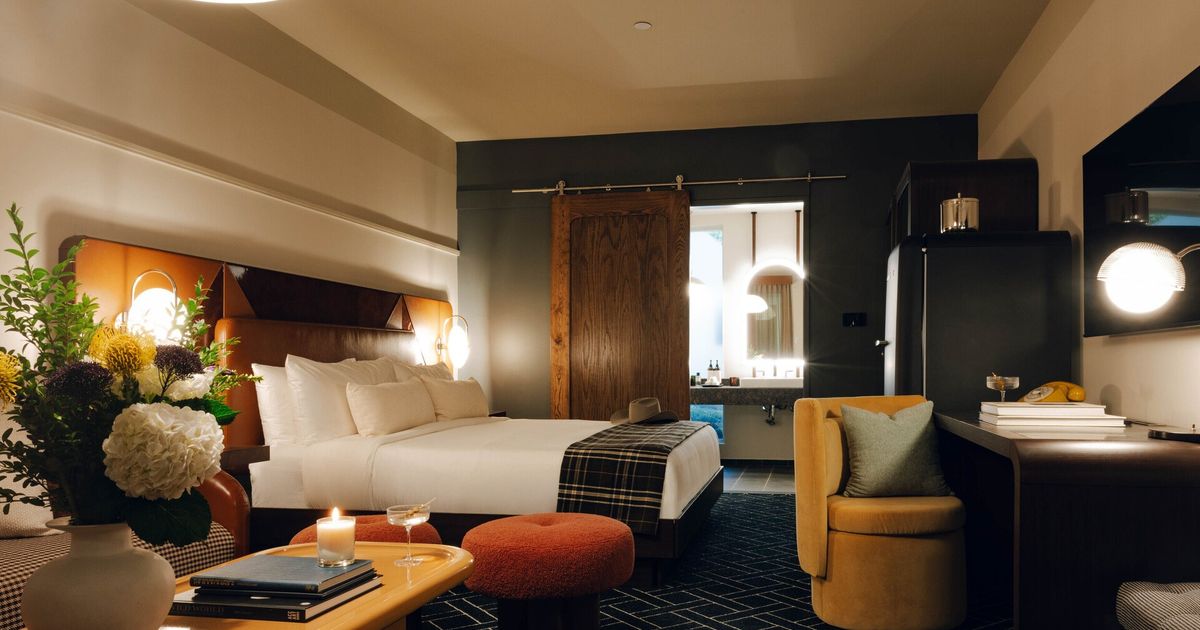 Mid-Century Elegance Returns to Arlington: Valencia Hotel Group Opens ...
