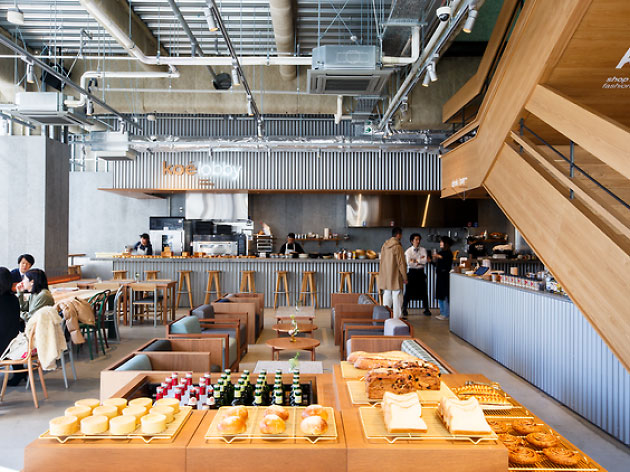 The 7 Components Of Designing A Hotel Concept | By Youri Sawerschel