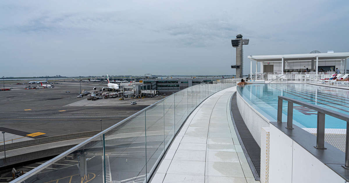 These photos show why the TWA Hotel is getting so much buzz over its ...