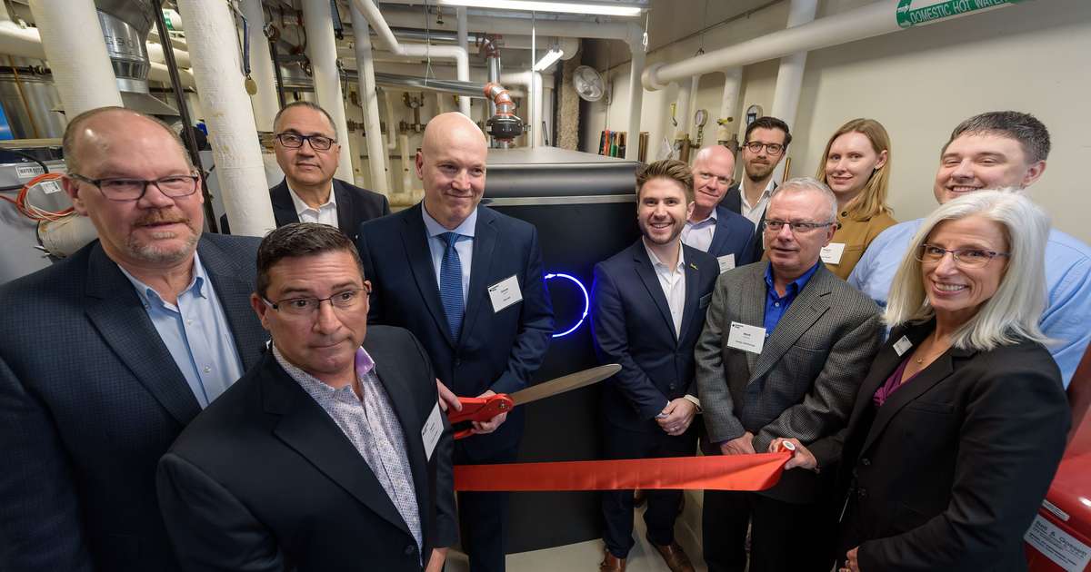 Radisson Blu Mall of America Becomes First Hotel in the World with ...