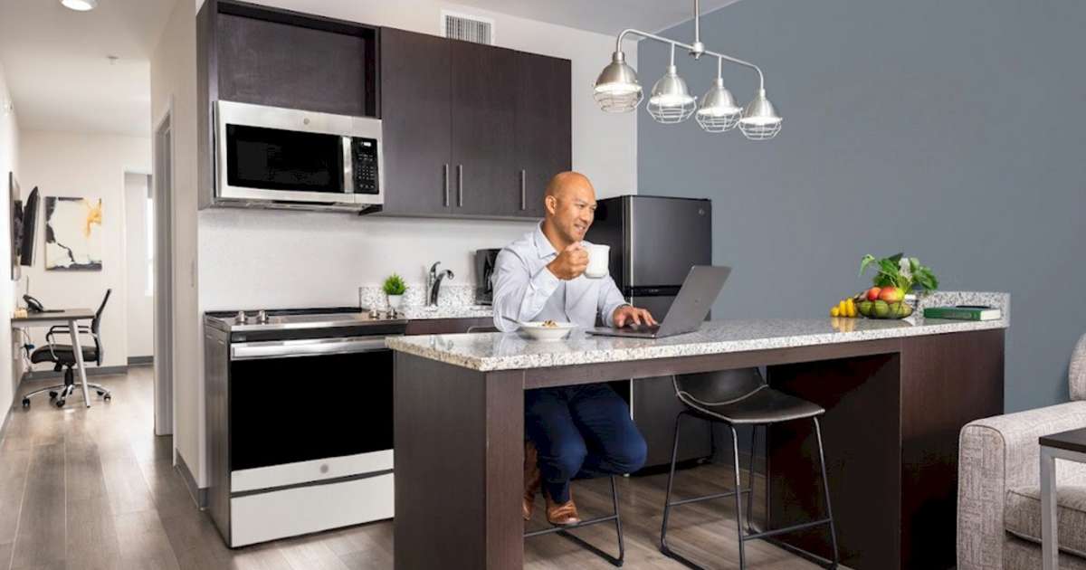 Redefining the Business Travel Experience: the stayAPT Suites Style ...