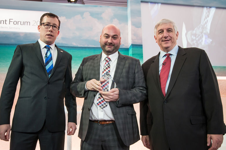 Greg Bows presented with the 2015 Young Leader Award at IHIF