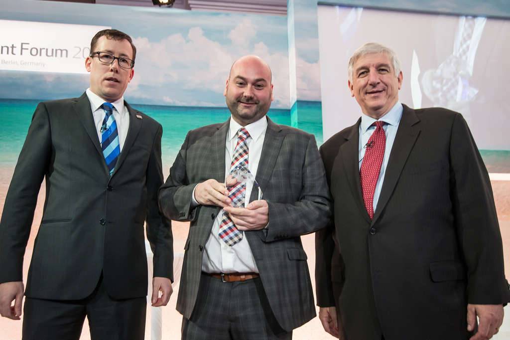 Greg Bows presented with the 2015 Young Leader Award at IHIF