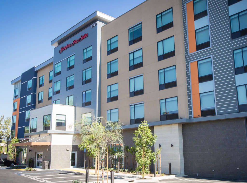 Hampton Inn & Suites Rancho Cucamonga Opens in California