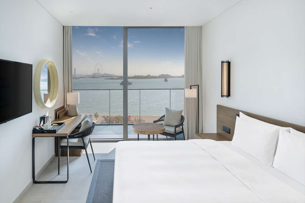 Radisson Hotel Group opens its first resort in Dubai, Radisson Beach ...